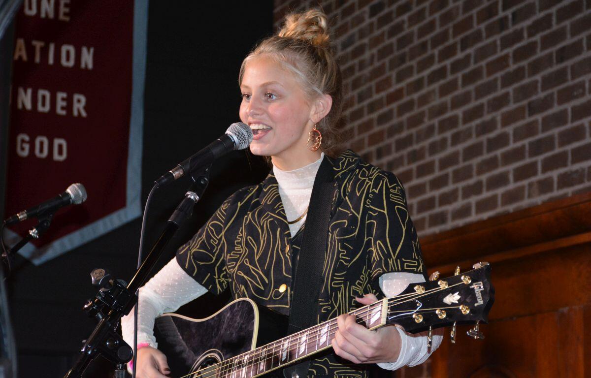 WATCH Clarksville’s Haven Madison Sing “The Middle” on American Idol ...